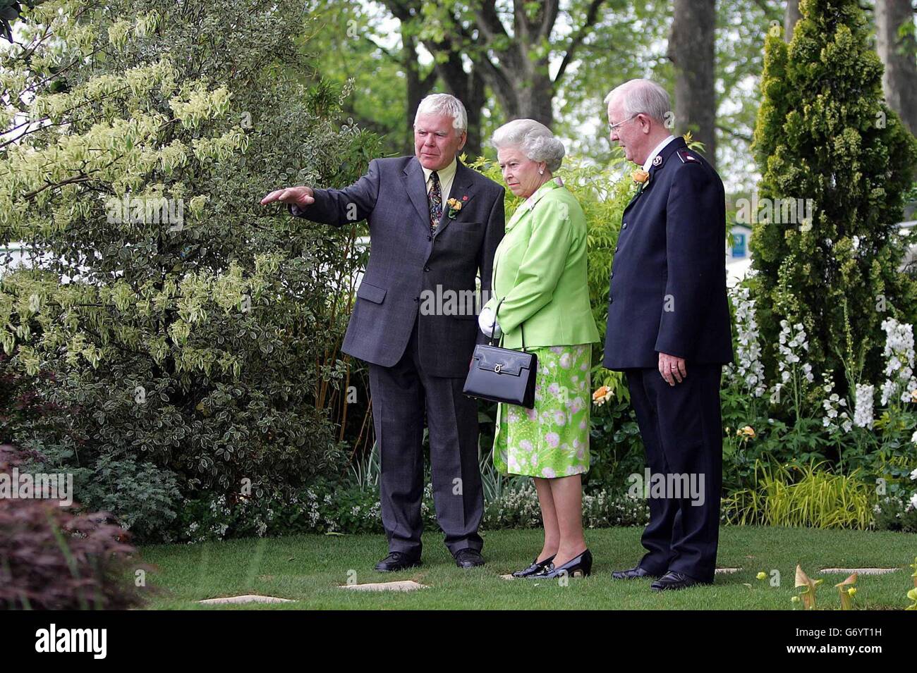 Queen Chelsea Flower Show Stock Photo - Alamy