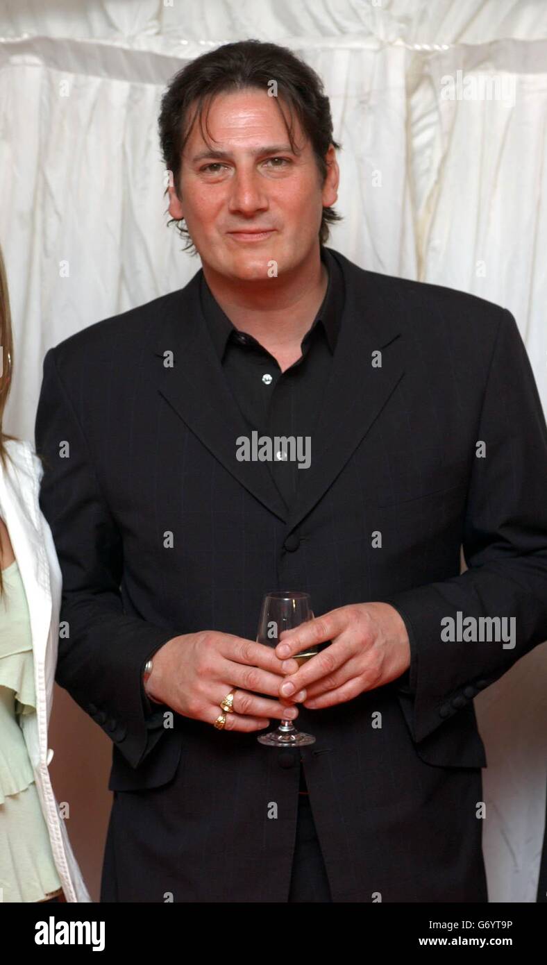 Tony hadley hells kitchen hi-res stock photography and images - Alamy