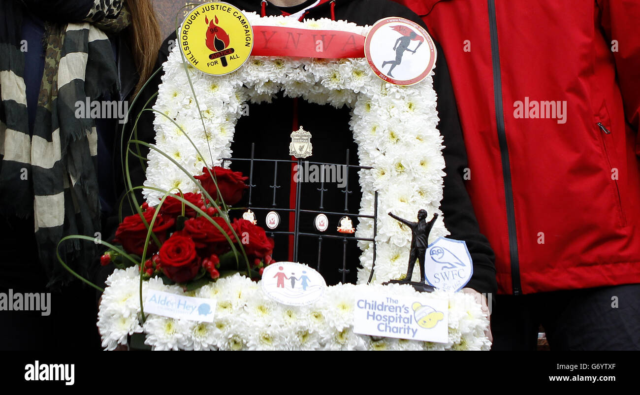 In memory of those who died at the hillsborough disaster hi-res stock ...