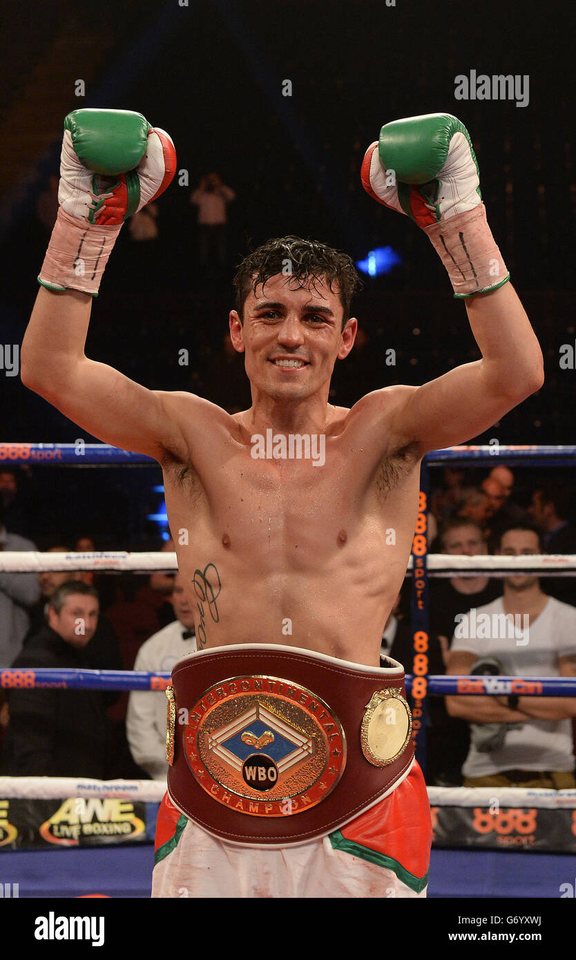 Boxing - Phones 4U Arena Stock Photo - Alamy