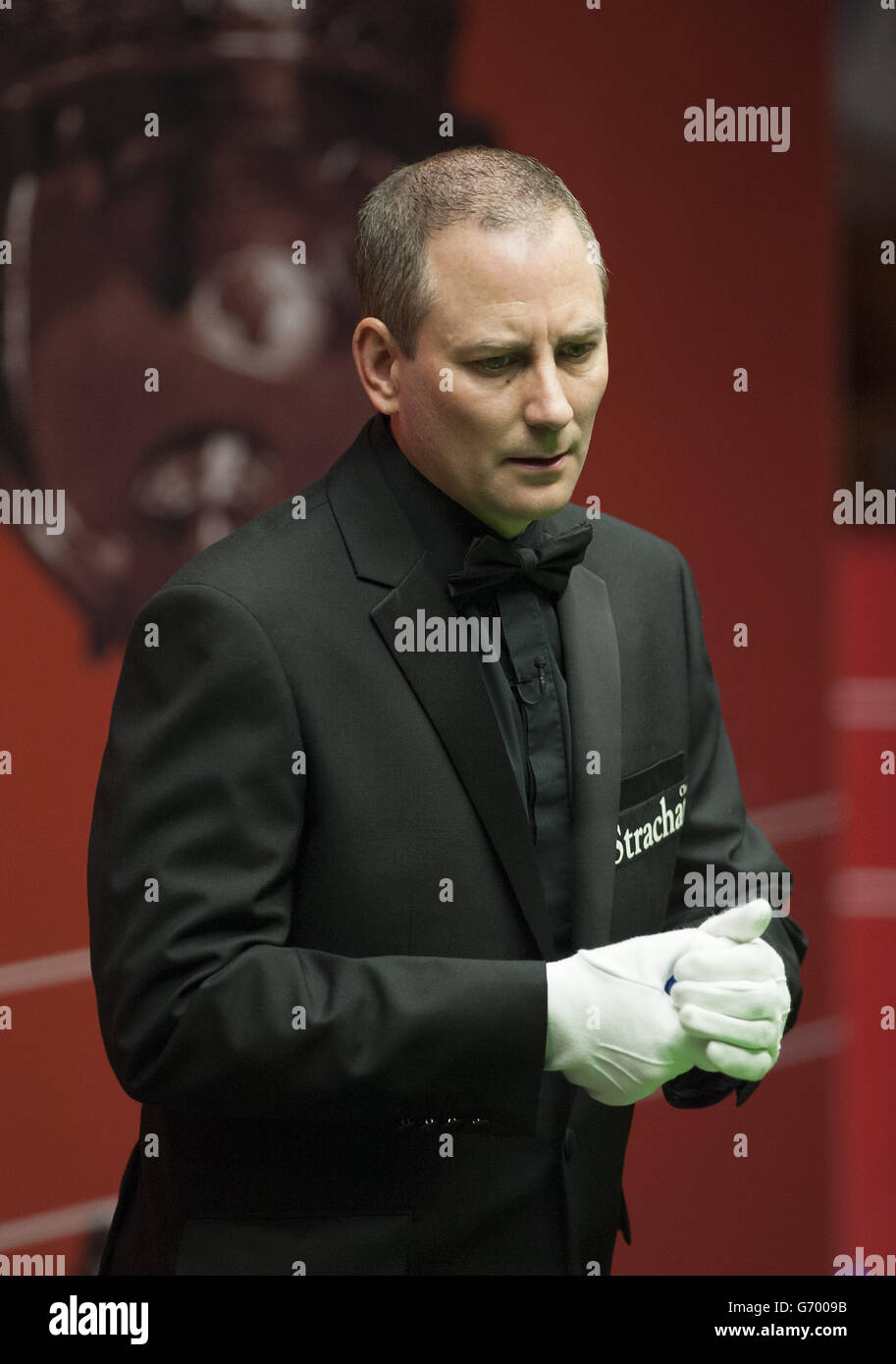Referee brendan moore dafabet world snooker championships crucible hi ...