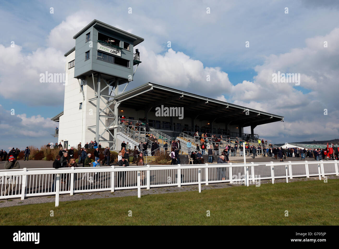 Horse Racing - Ffos Las Racecourse Stock Photo - Alamy