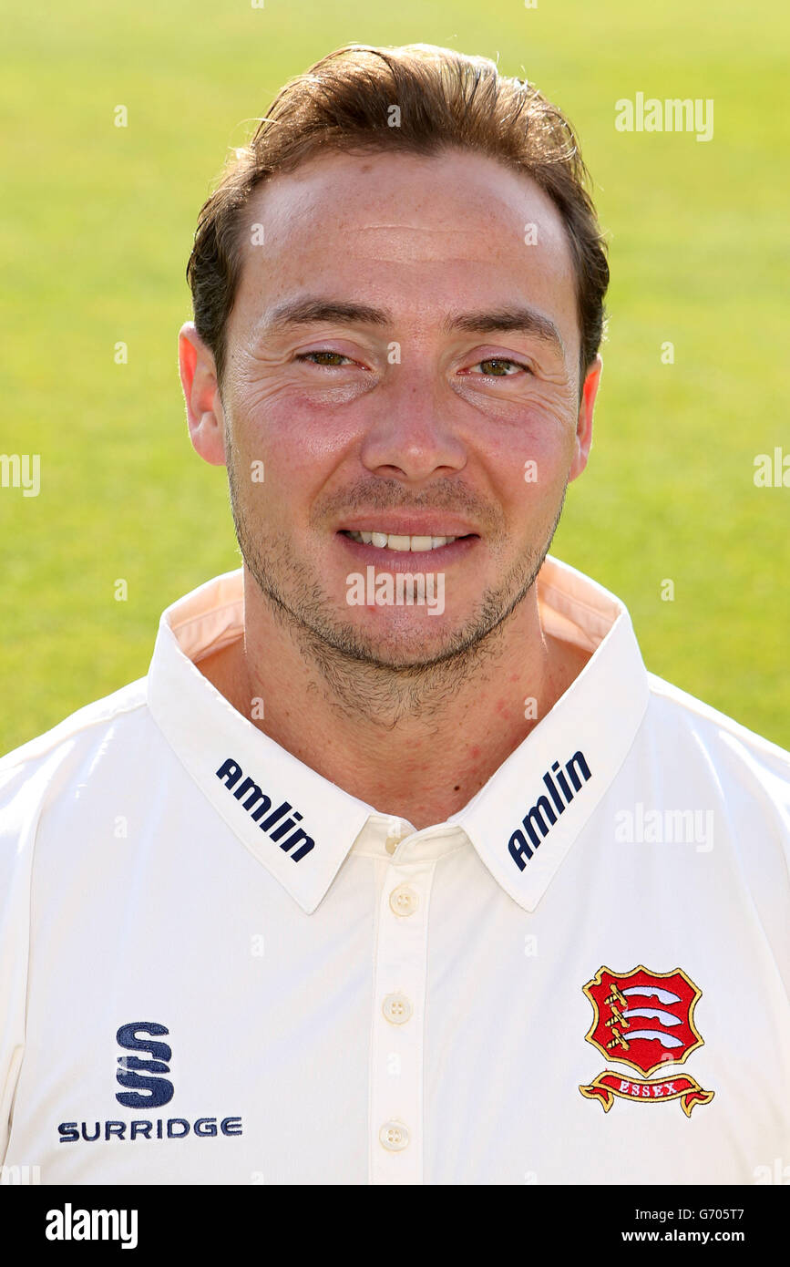 Graham napier of essex cricket club hi-res stock photography and images ...