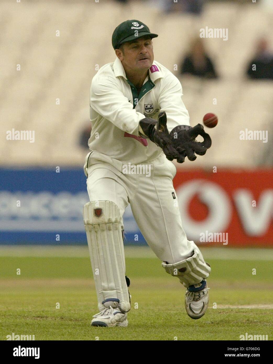 Sport cricket stock action steve rhodes hi-res stock photography and ...