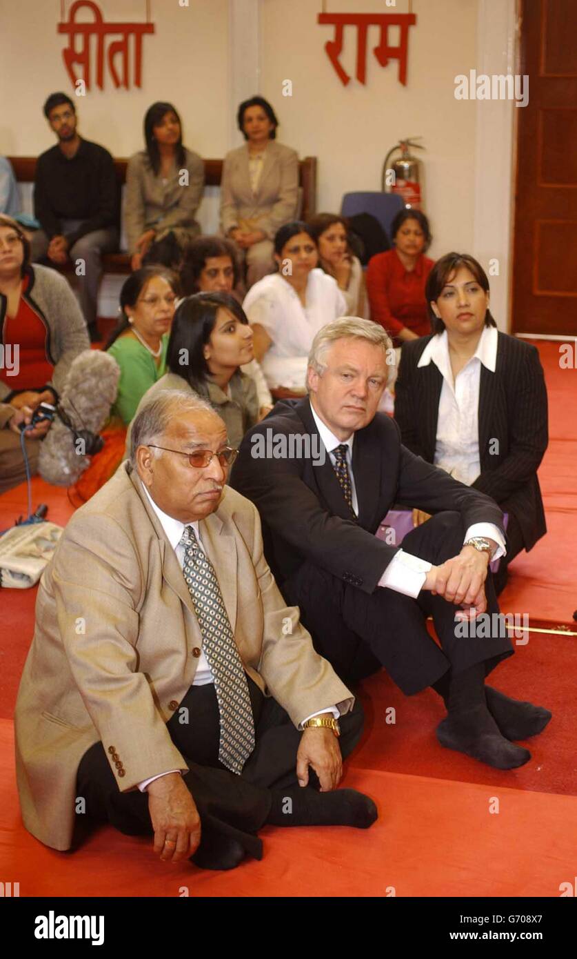 Home secretary michael howard hi-res stock photography and images - Alamy