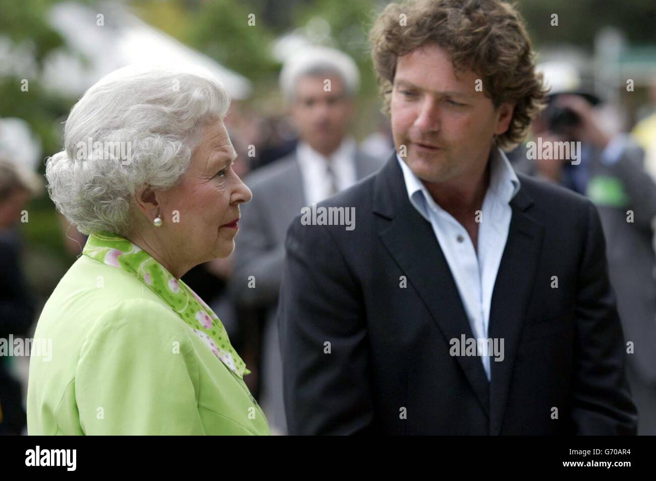 Queen Elizabeth II meets celebrity gardener Diamuid Gavin as she views ...