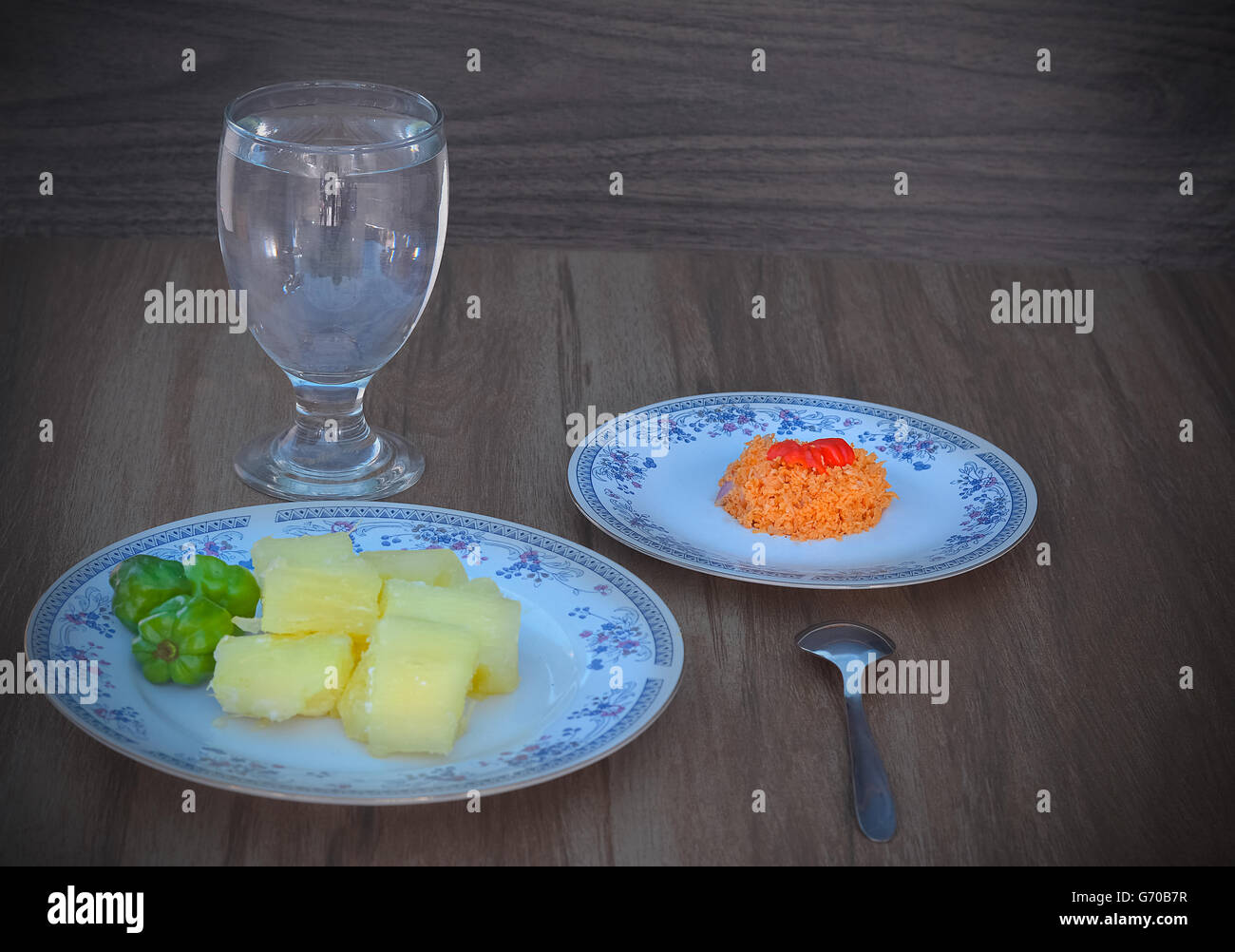 Fresh Homemade Sri Lankan Cassava Or Manioc Stock Photo - Alamy