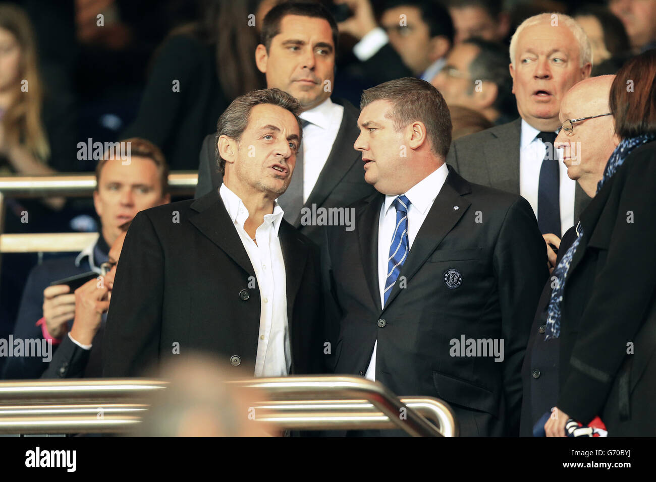 Soccer - UEFA Champions League - Quarter Final - First Leg - Paris ...