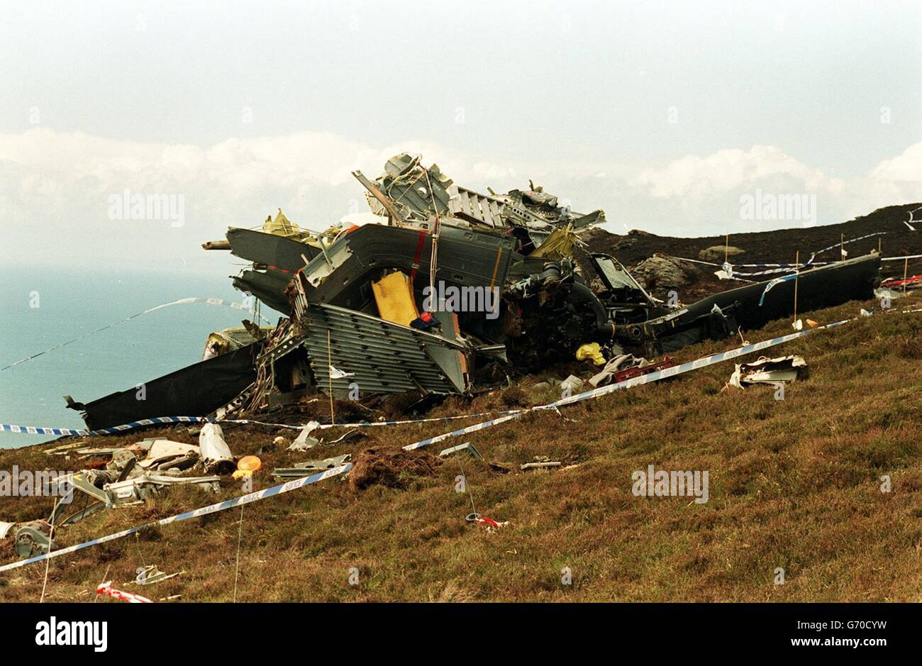 1994 chinook helicopter crash on mull kintyre hi-res stock photography ...