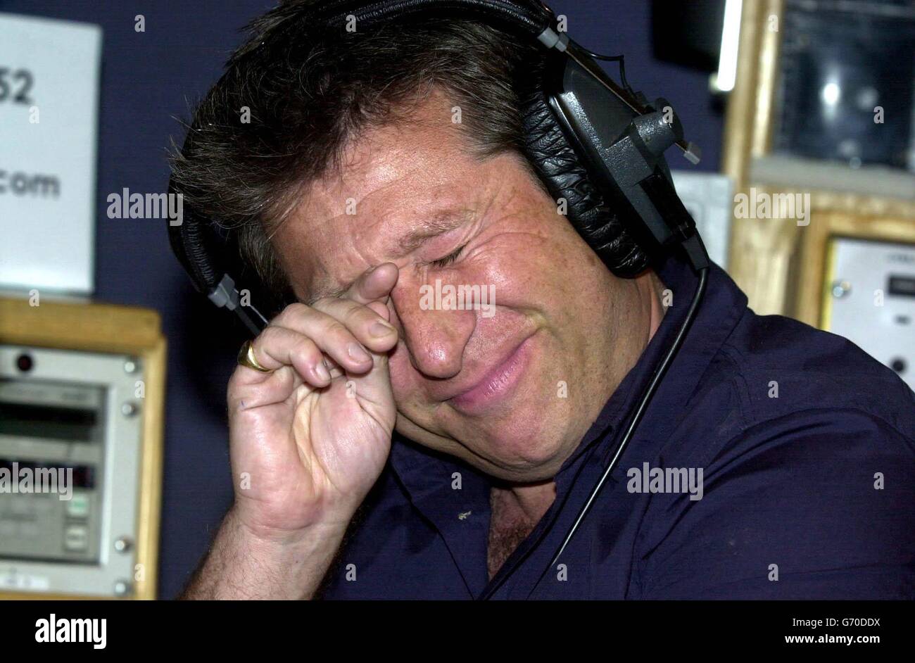 DJ Neil Fox final Hit40UK countdown show Stock Photo - Alamy