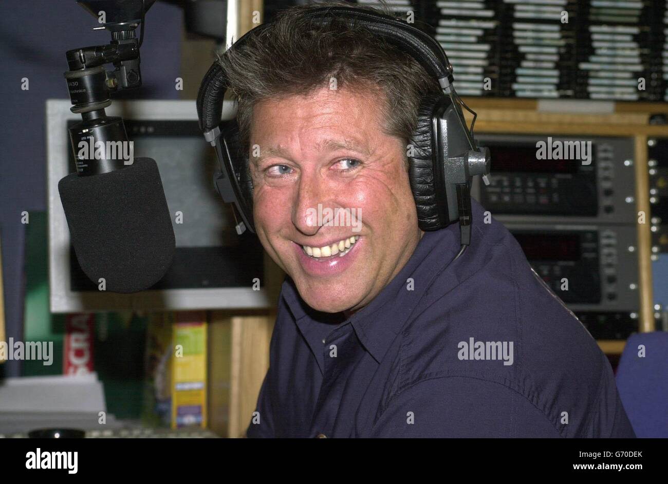 Head shoulders celebrity showbiz smiling music radio neil fox hi-res ...