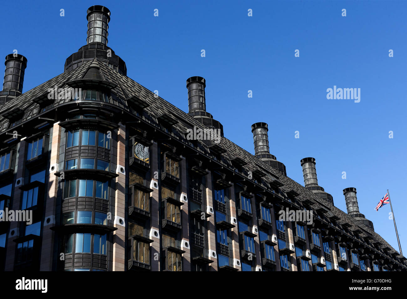 Views of London - Portcullis House Stock Photo - Alamy