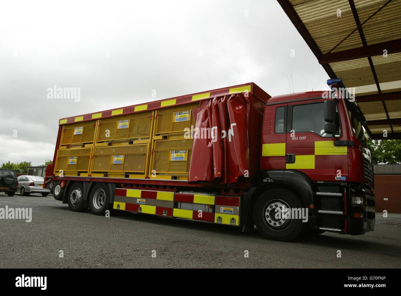 An Incident Response Unit in the appliance yard at Farnworth Fire ...