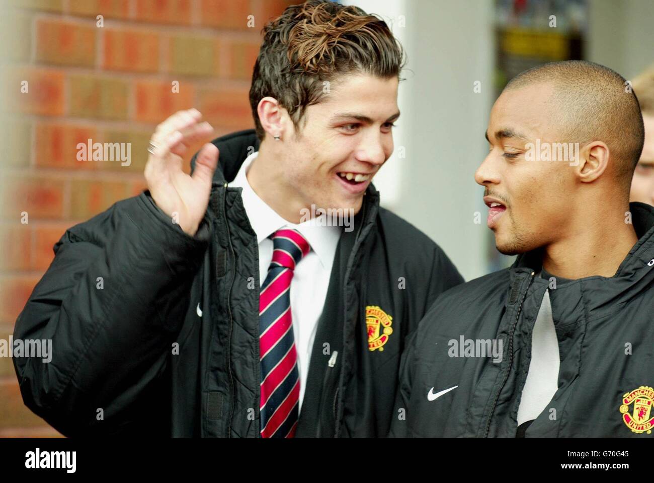 Manchester uniteds david bellion hi-res stock photography and images ...
