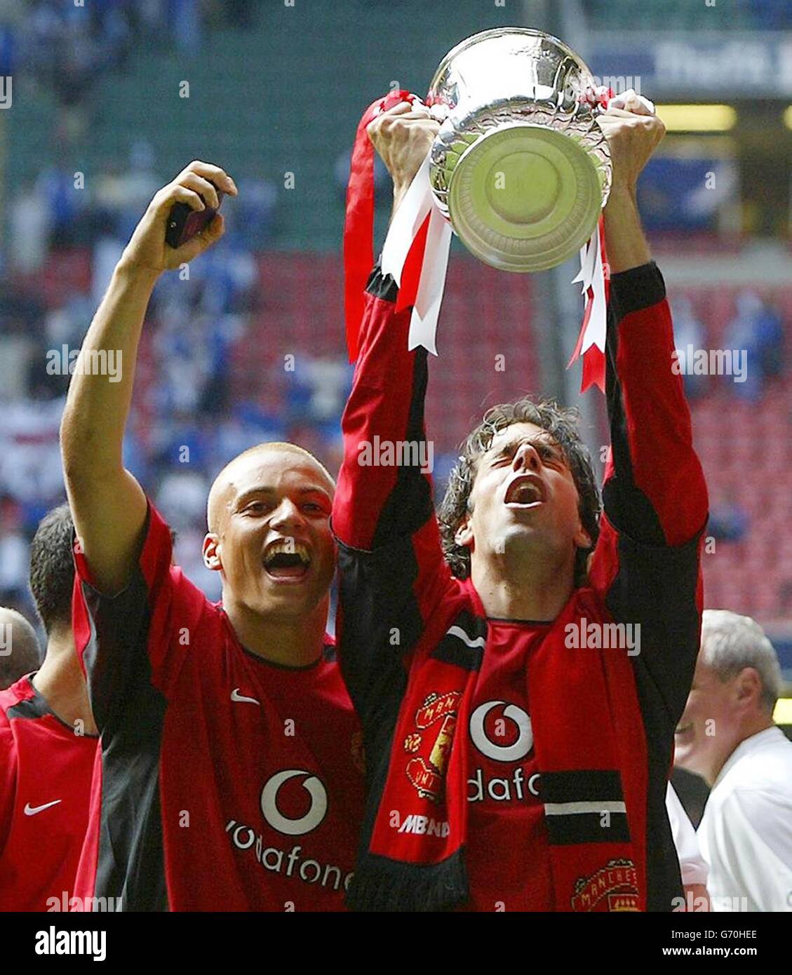 2004review hi-res stock photography and images - Alamy