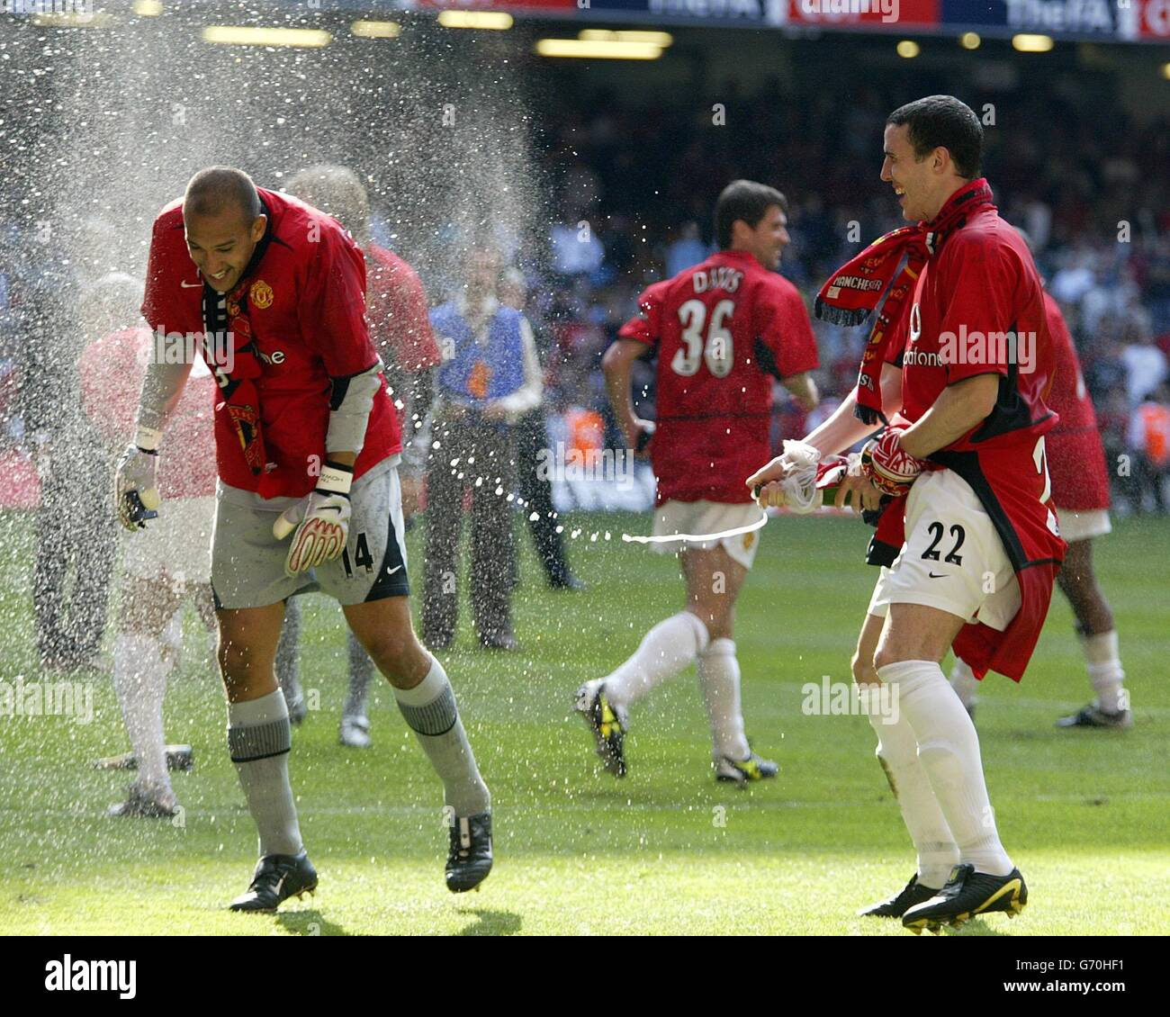 Team mate tim howard hi-res stock photography and images - Alamy
