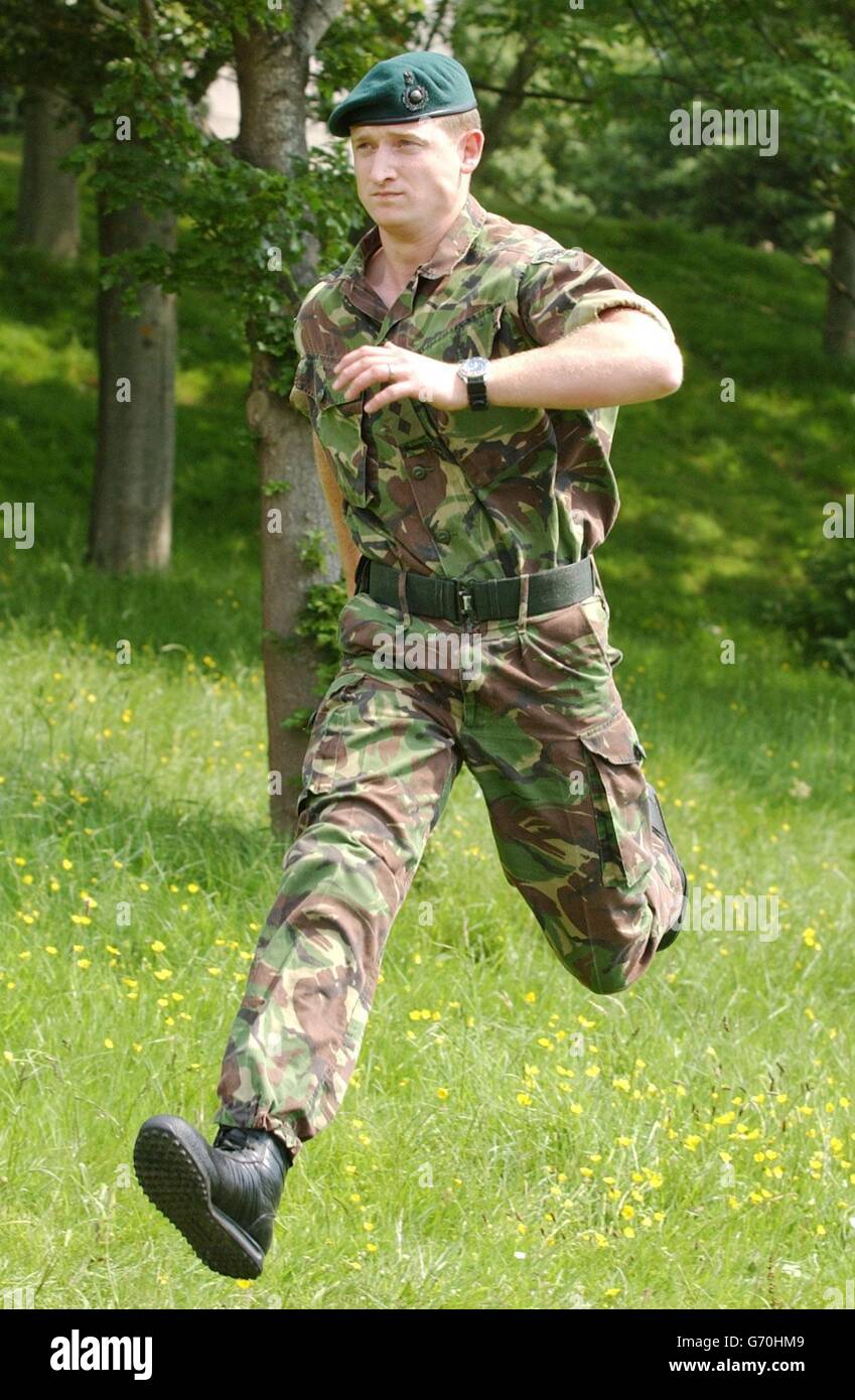 A captain in the royal marines jim bonney hi-res stock photography and ...