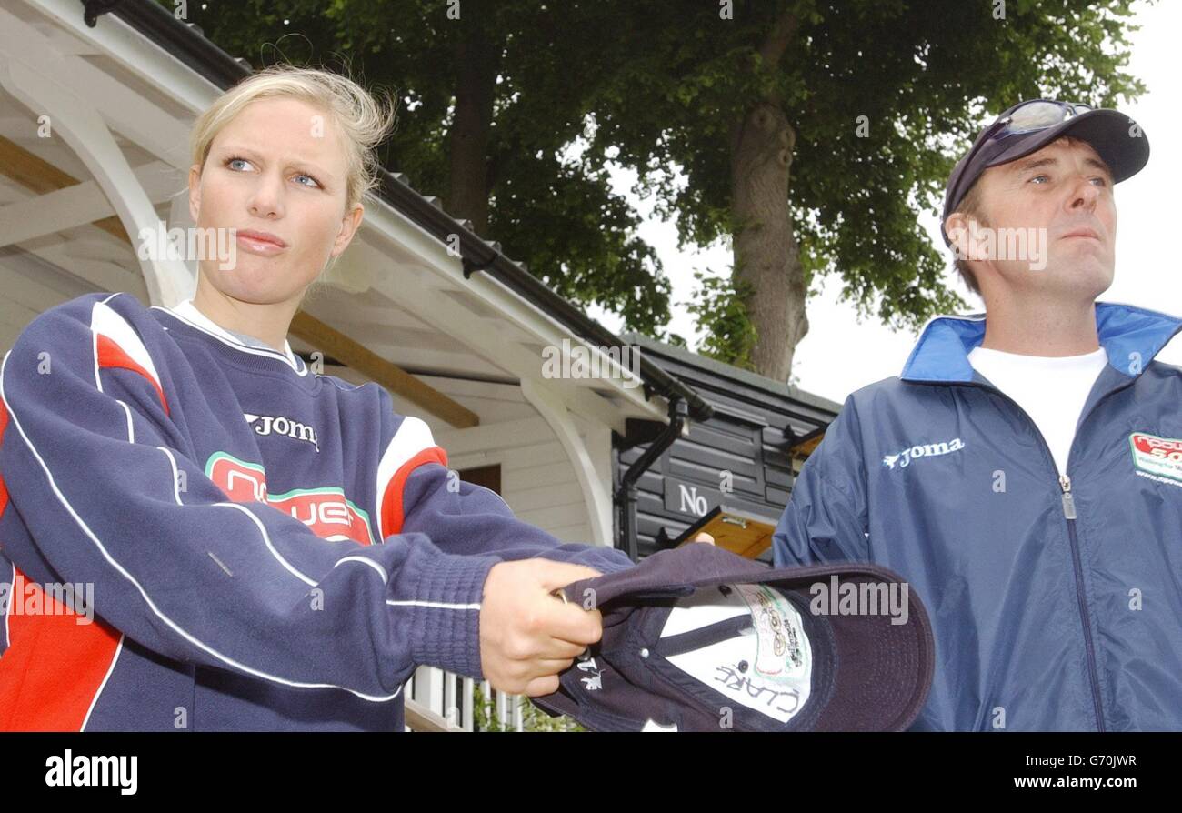 MacMillan Cancer Relief Walk Stock Photo - Alamy