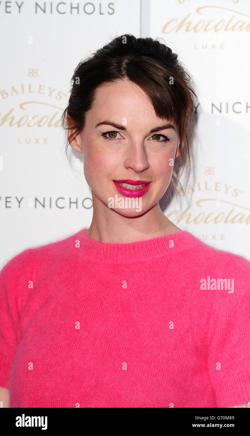 Jessica raine hi-res stock photography and images - Alamy