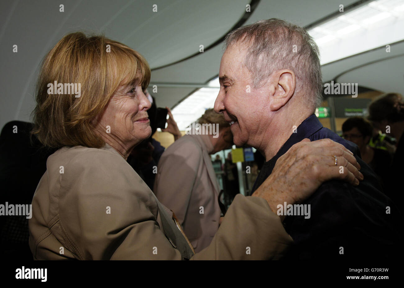 Paul Simon with the wife of the late poet Seamus Heaney, Marie Heaney ...