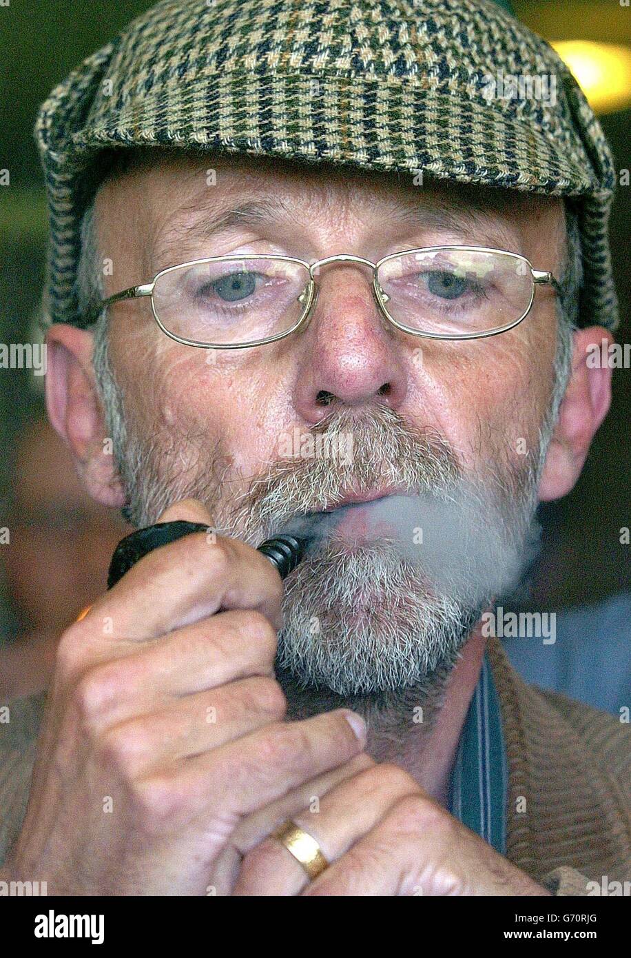 Pipe Smoking Championships Stock Photo - Alamy