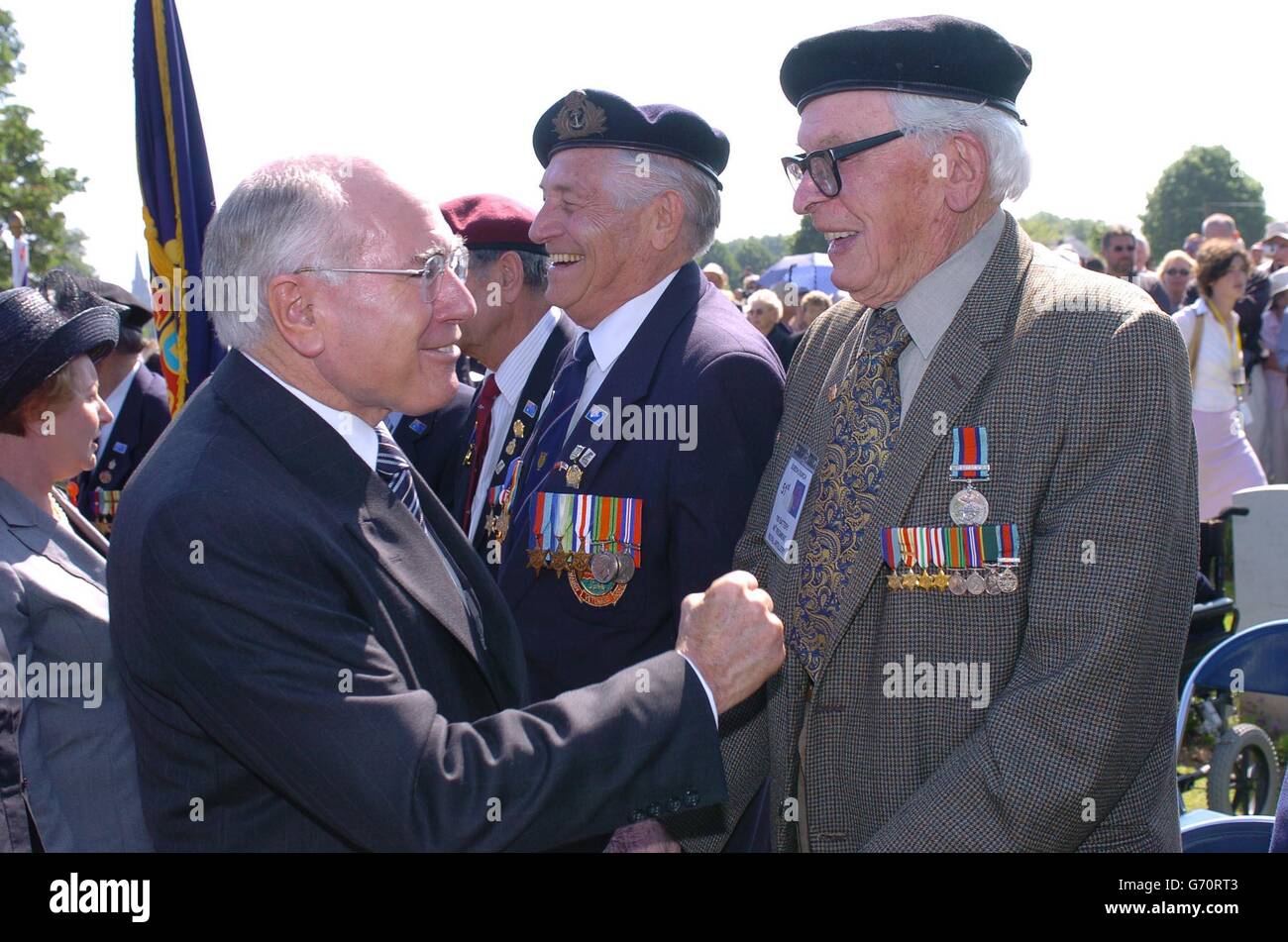 British-born Gordon Church, 96, (right) meets Australian Prime Minister ...