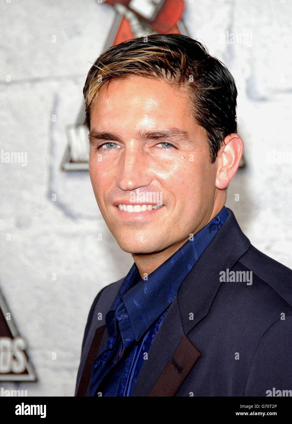 Actor Jim Caviezel arrives at the MTV Movie Awards 2004, held at the ...