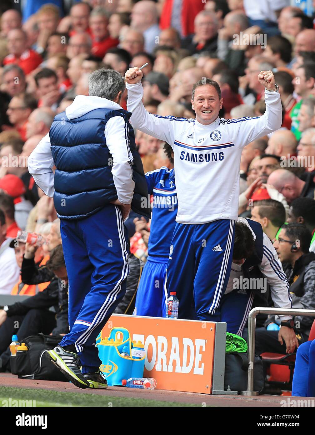 Chelsea assistant manager Steve Holland (right) celebrates after Demba ...