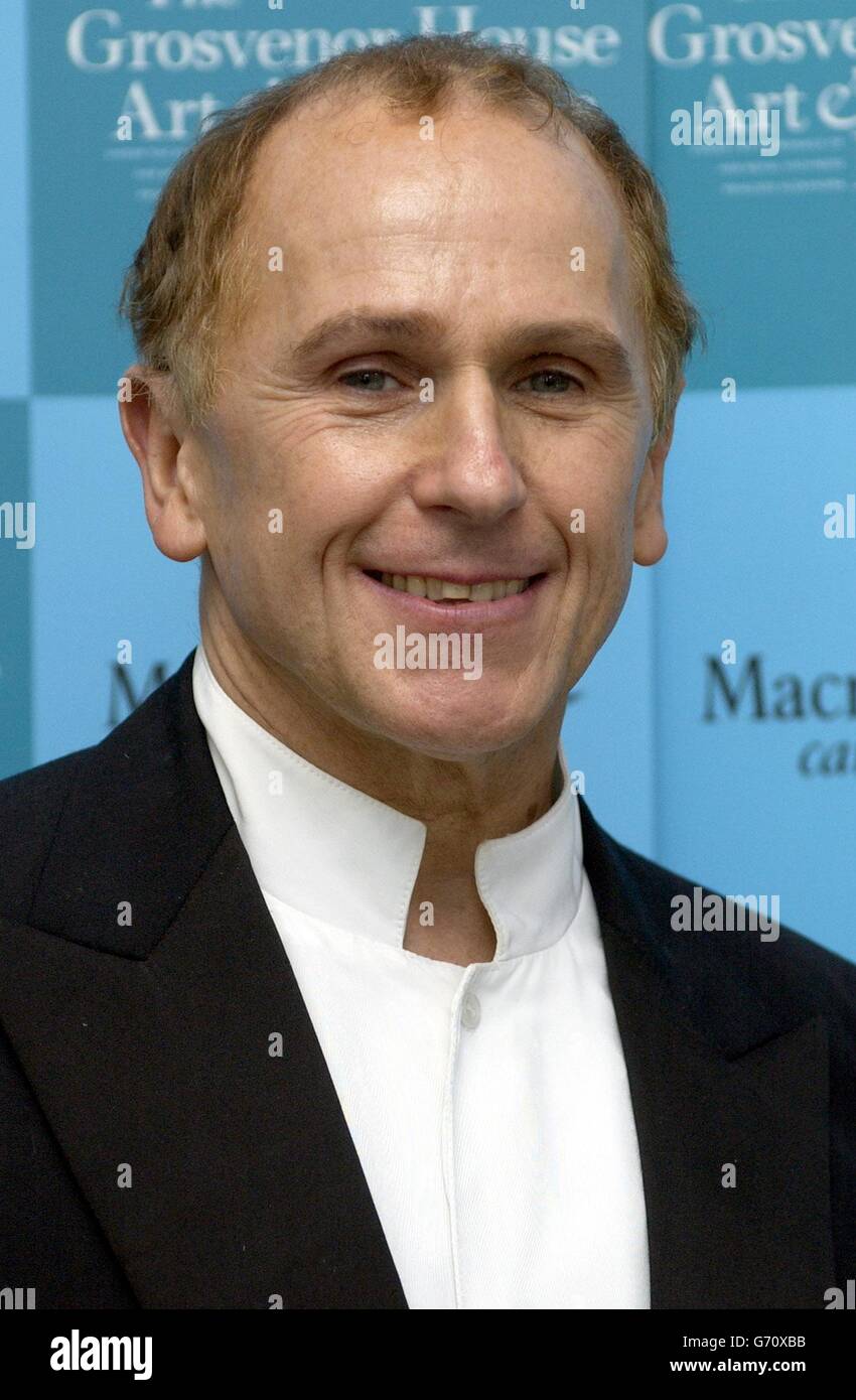 Wayne Sleep - Grosvenor House Art & Antiques Stock Photo - Alamy