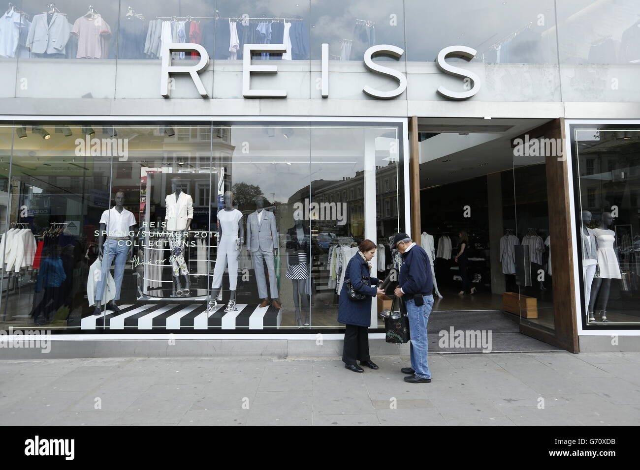 Reiss, Knightsbridge, London Stock Photo - Alamy
