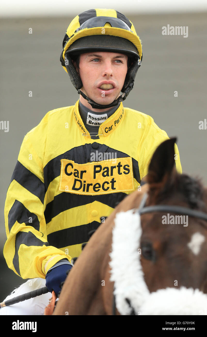 Horse Racing - National Hunt Afternoon Racing - Southwell Racecourse ...