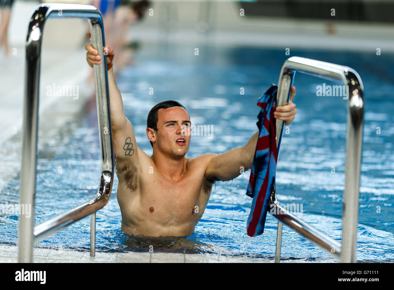 Tom daley diving hi-res stock photography and images - Alamy