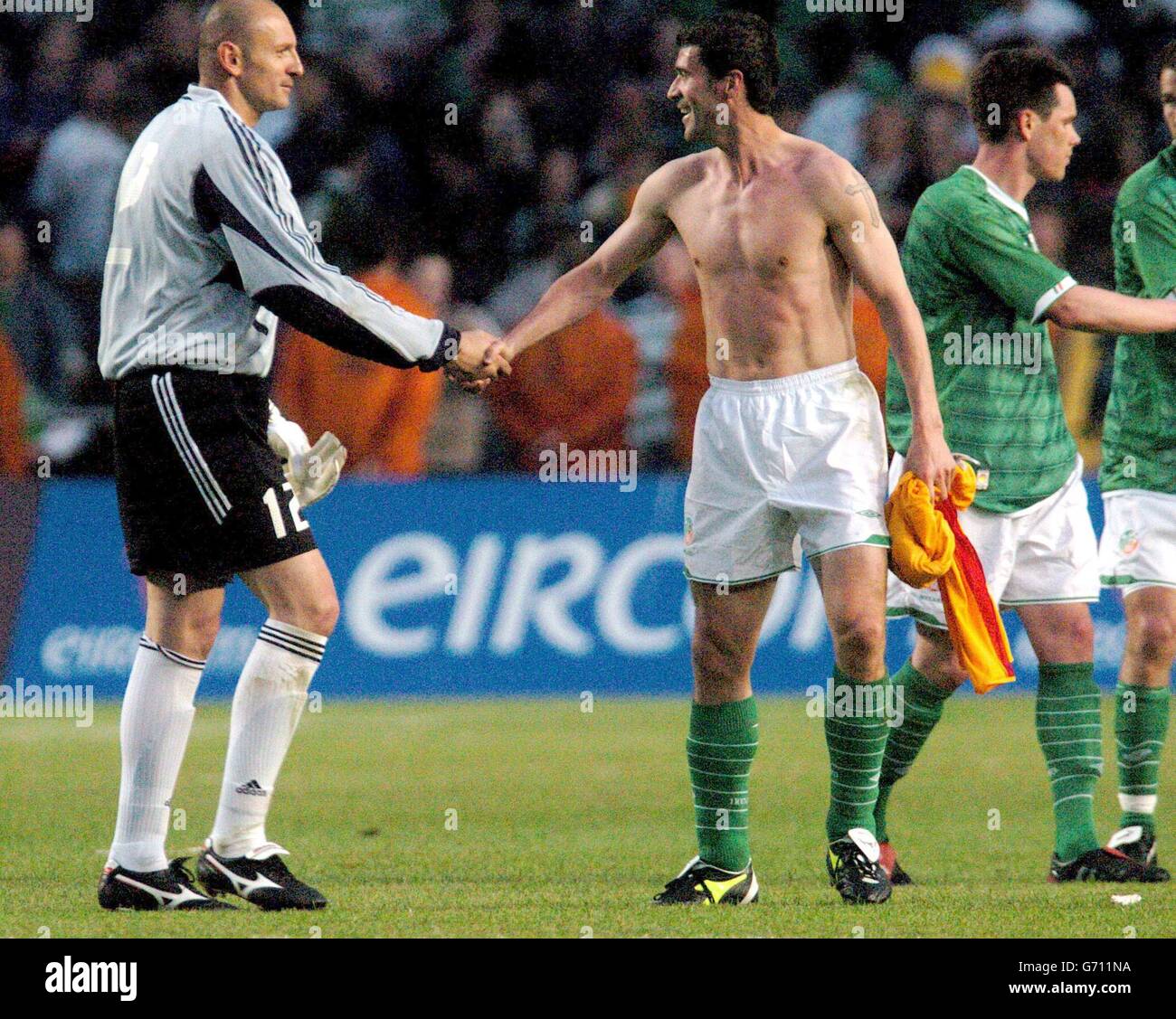 Republic ireland v romania hi-res stock photography and images - Alamy