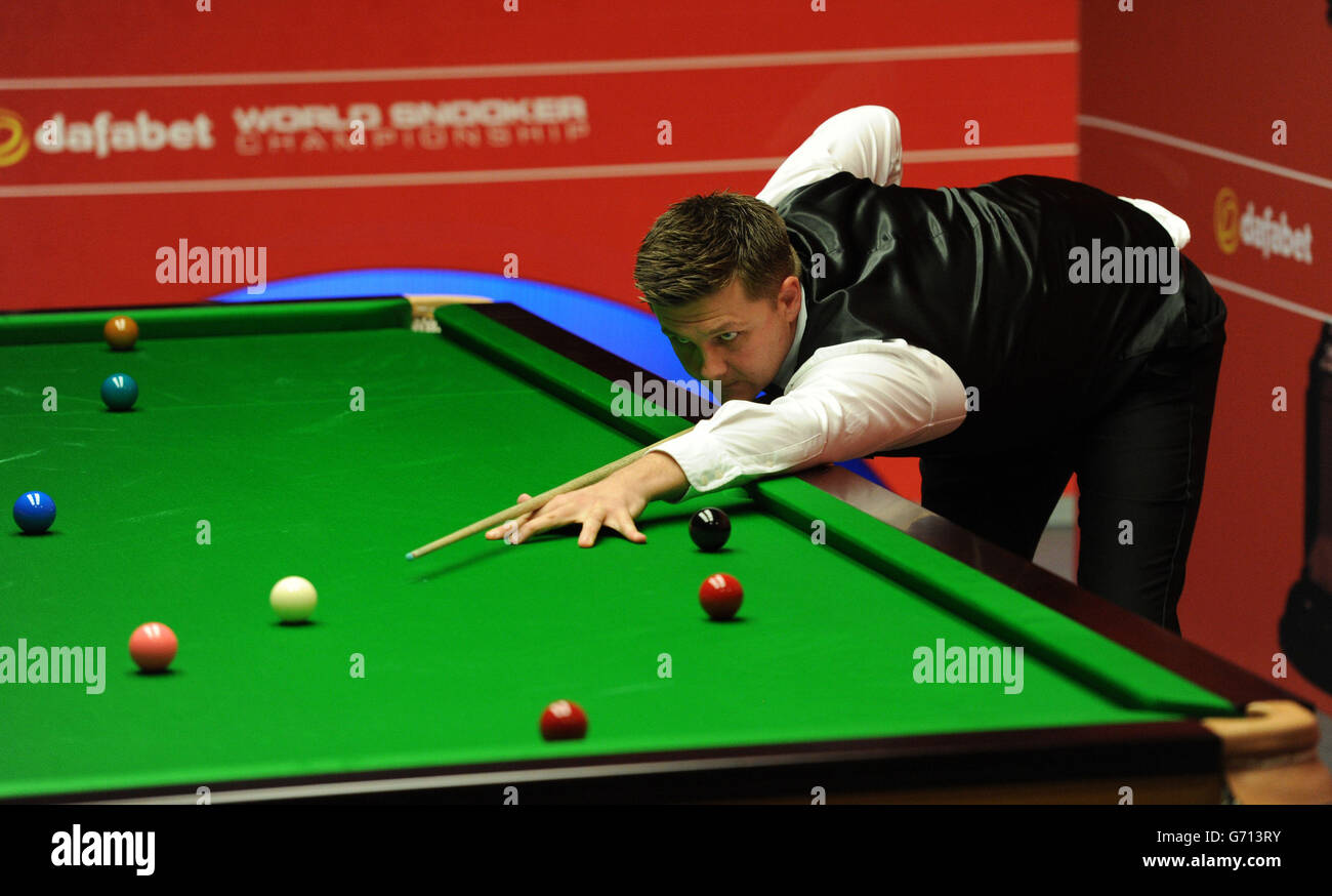 Table in crucible dafabet world snooker championships crucible hi-res ...