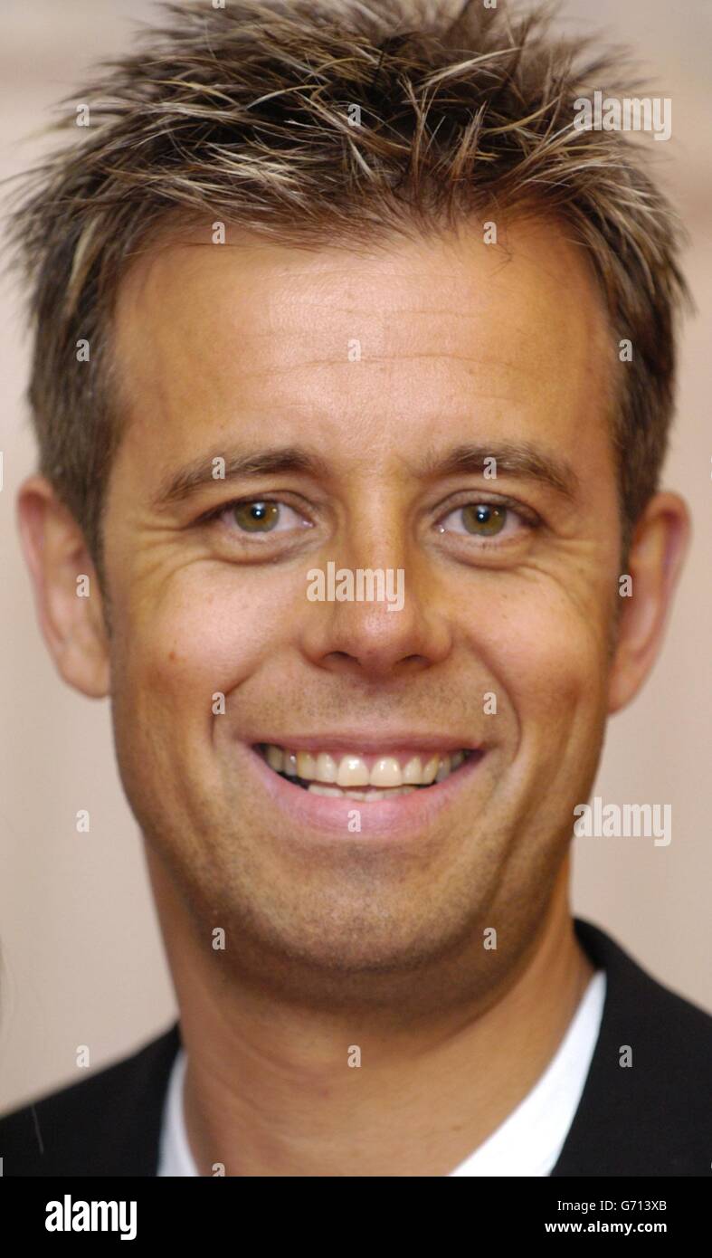 Pat Sharpe arrives at Gordon Ramsay's temporary restaurant in Brick ...