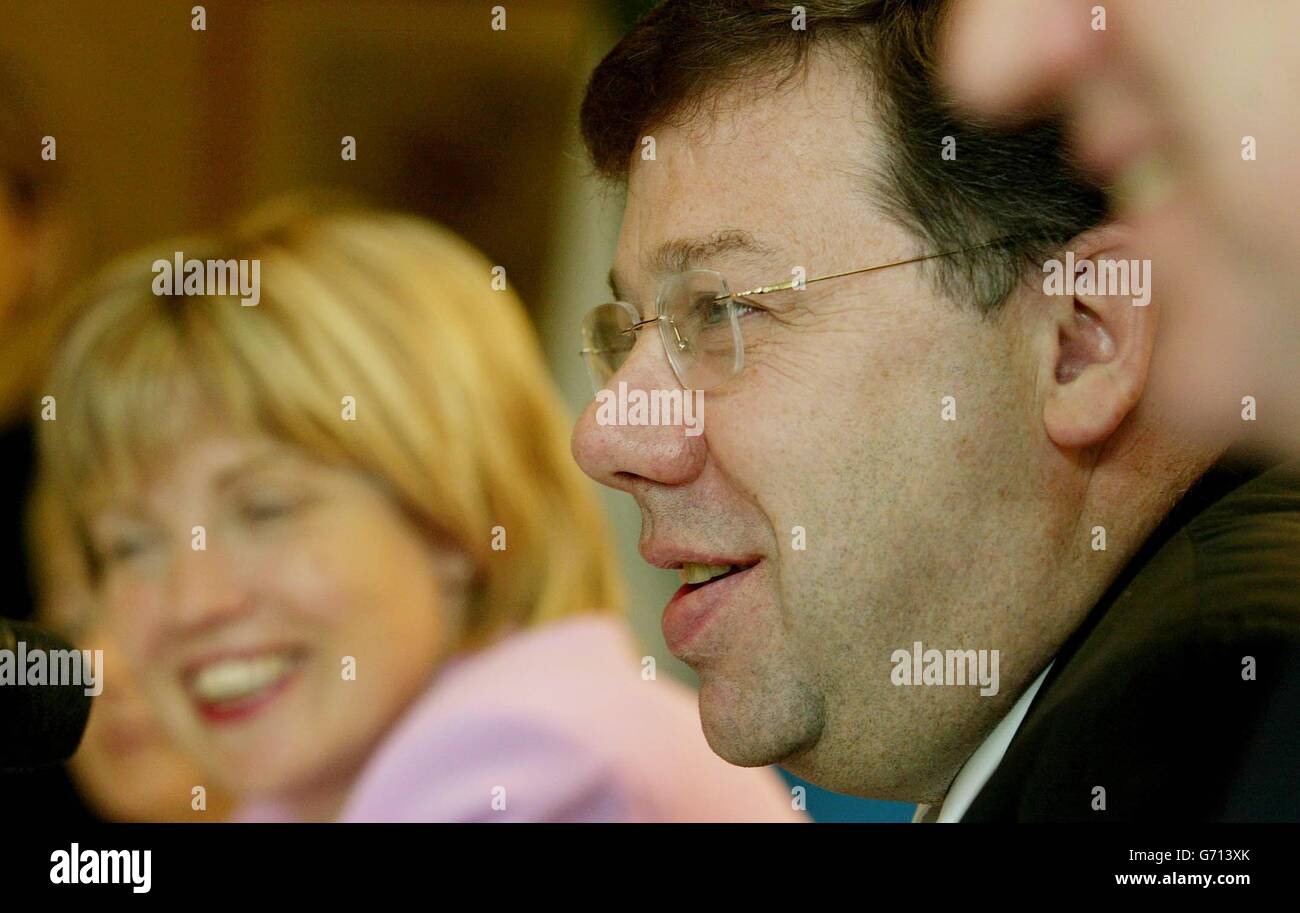 Minister for Foreign Affairs Brian Cowen and minister for social and ...