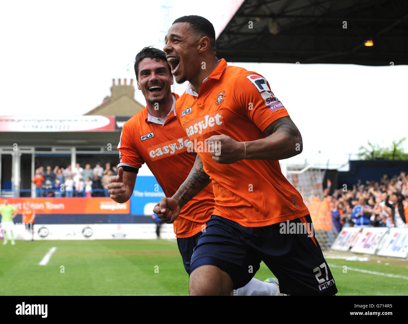 Luton towns andre gray hi-res stock photography and images - Alamy