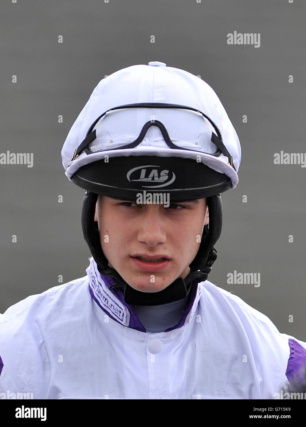 Jason hart jockey southwell racecourse hi-res stock photography and ...