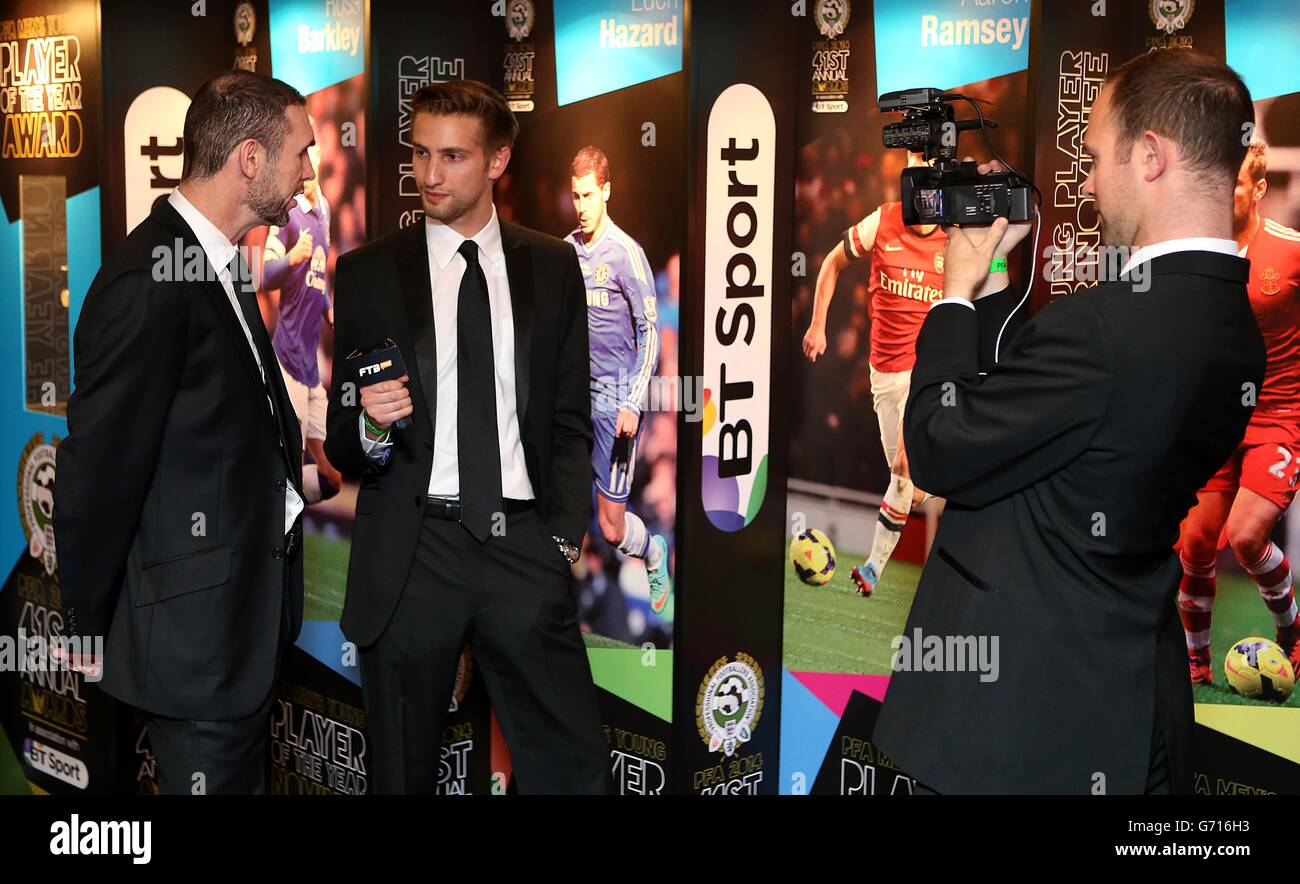 Bt sport television pundit hi-res stock photography and images - Alamy