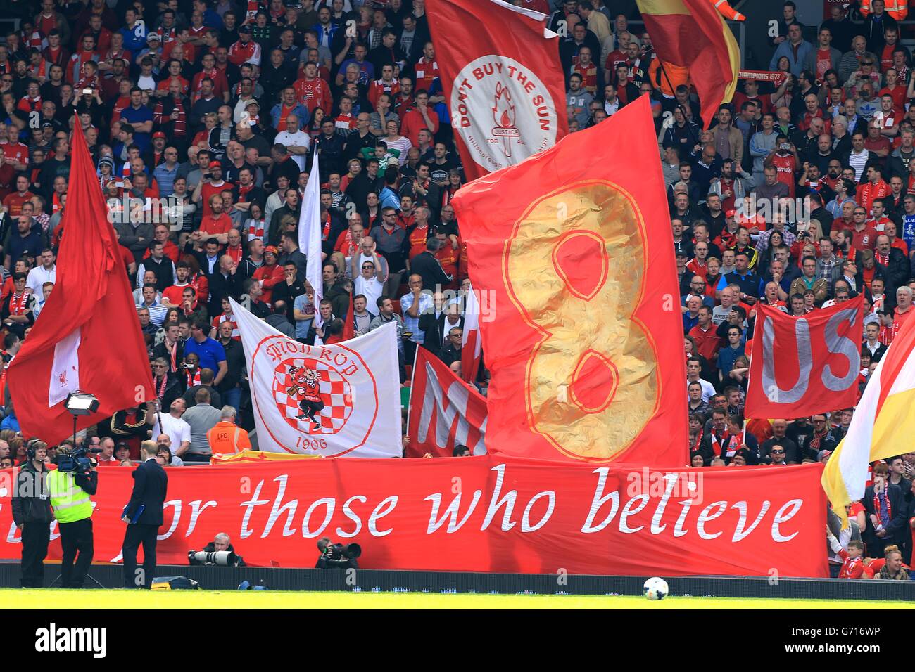 Chelsea fans with their flags hi-res stock photography and images - Alamy