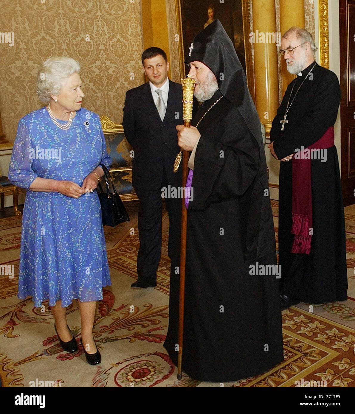 Buckingham Palace Staff Queen High Resolution Stock Photography and ...