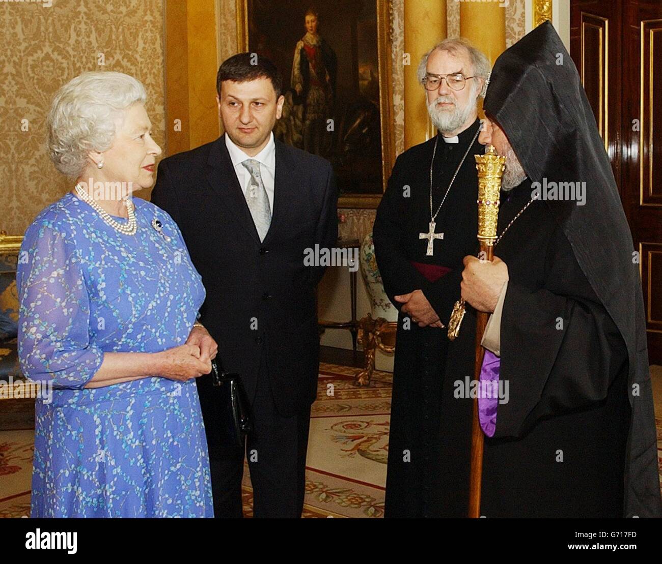 Buckingham Palace Staff Queen High Resolution Stock Photography and ...