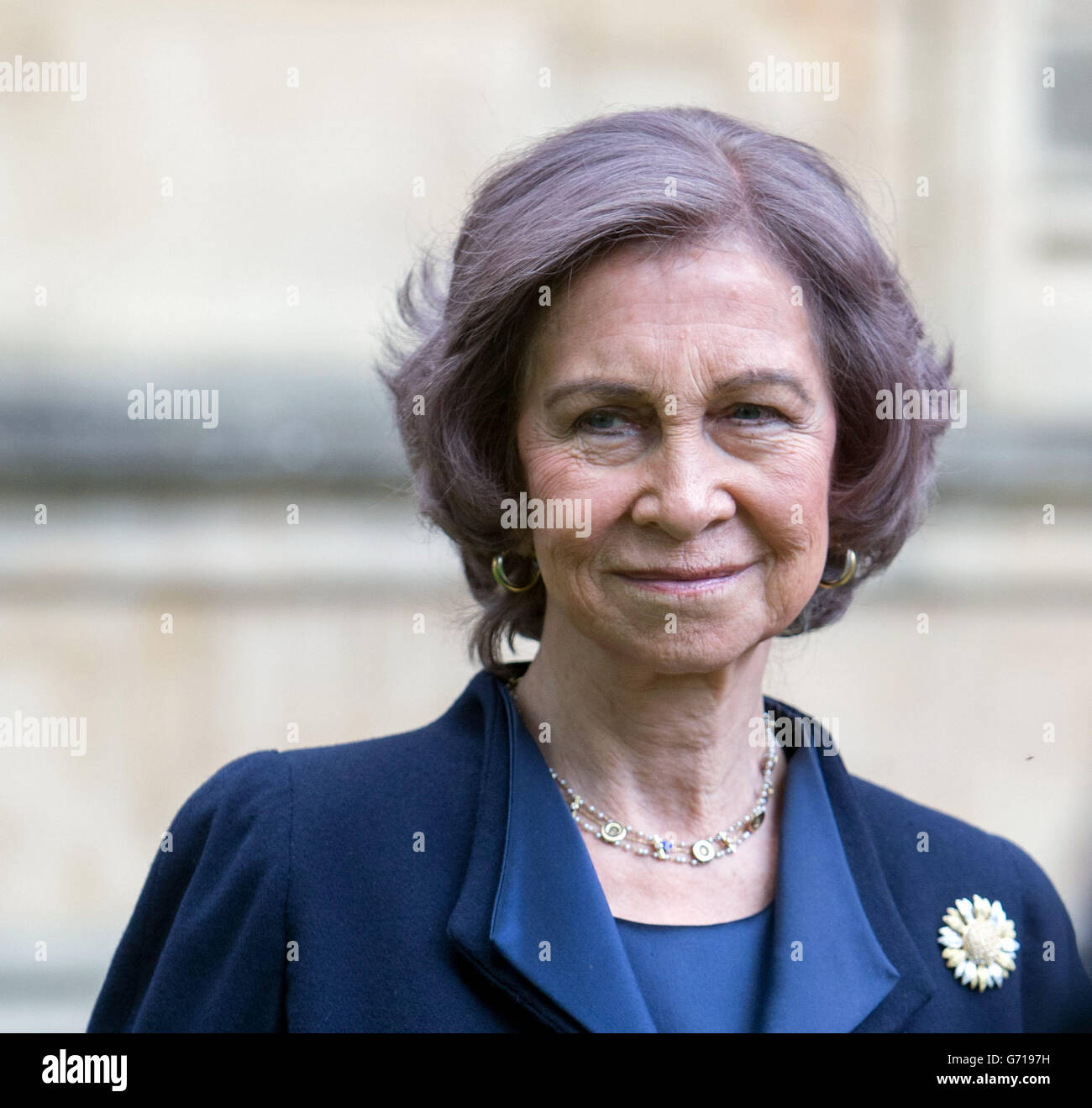 Royal spain headshot head shot hi-res stock photography and images - Alamy