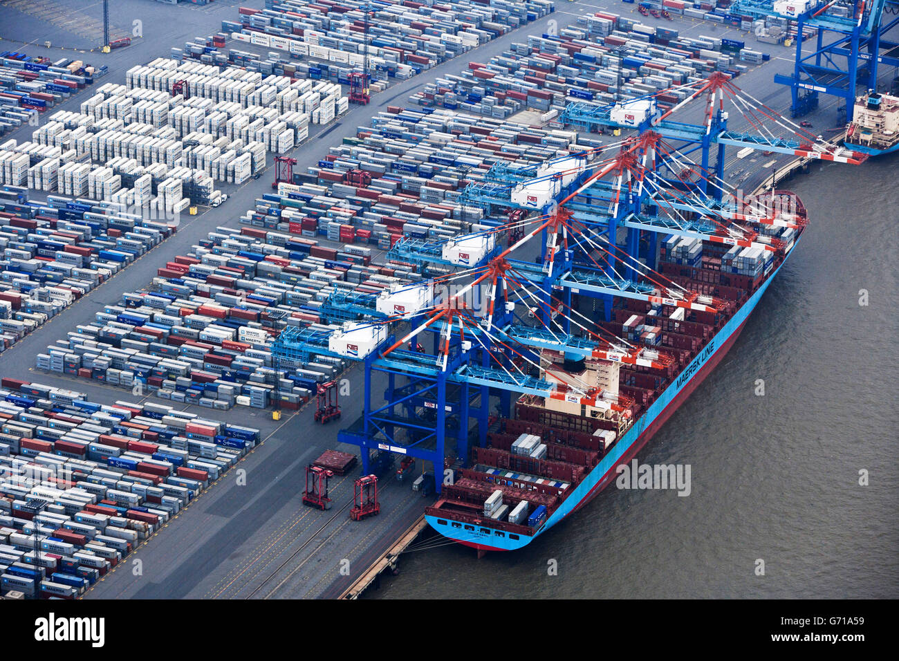 Container Terminal, container ship, cargo is discharged, harbour ...