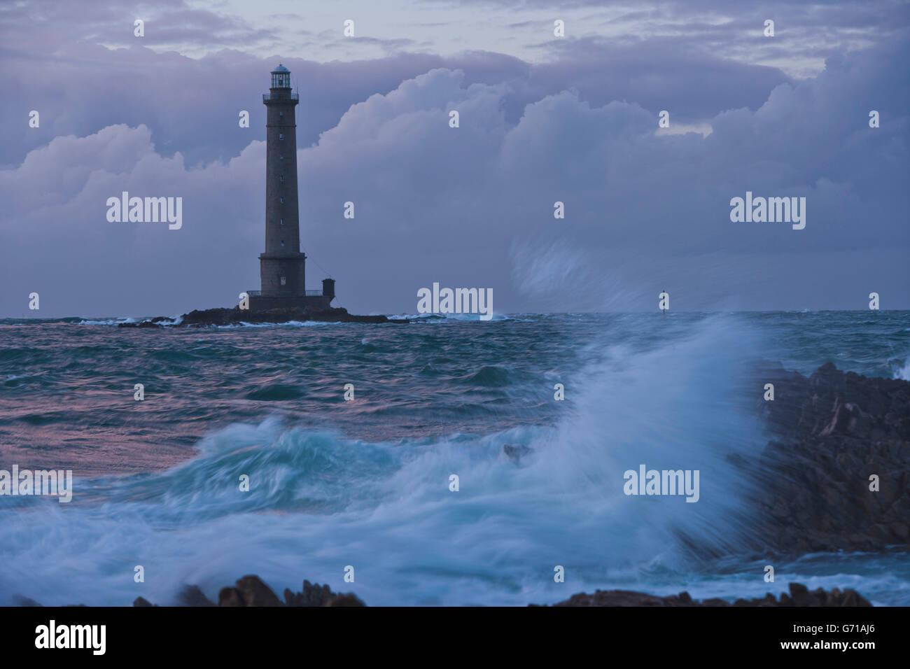 Lighthouses at night france hi-res stock photography and images - Alamy