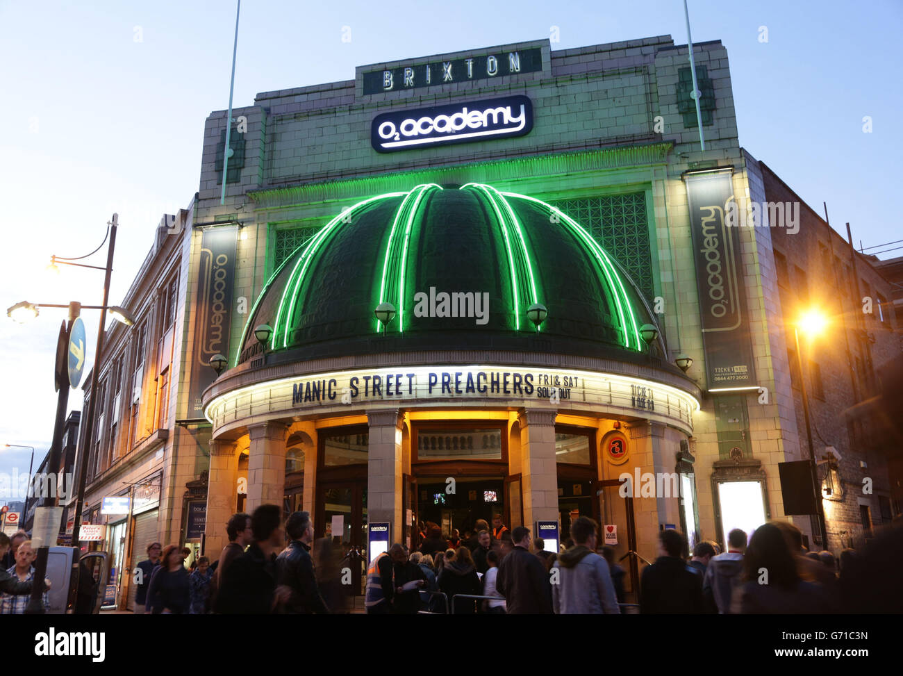 Music venue gig show history hi-res stock photography and images - Alamy