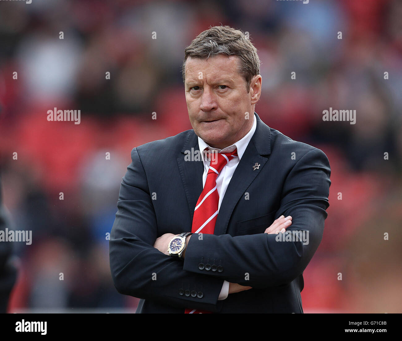 Barnsley manager danny wilson hi-res stock photography and images - Alamy