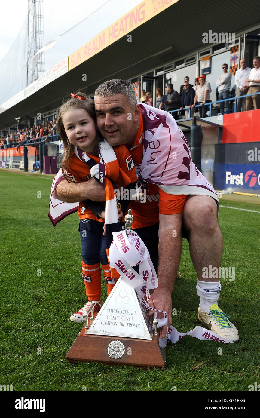 Steve mcnulty luton hi-res stock photography and images - Alamy