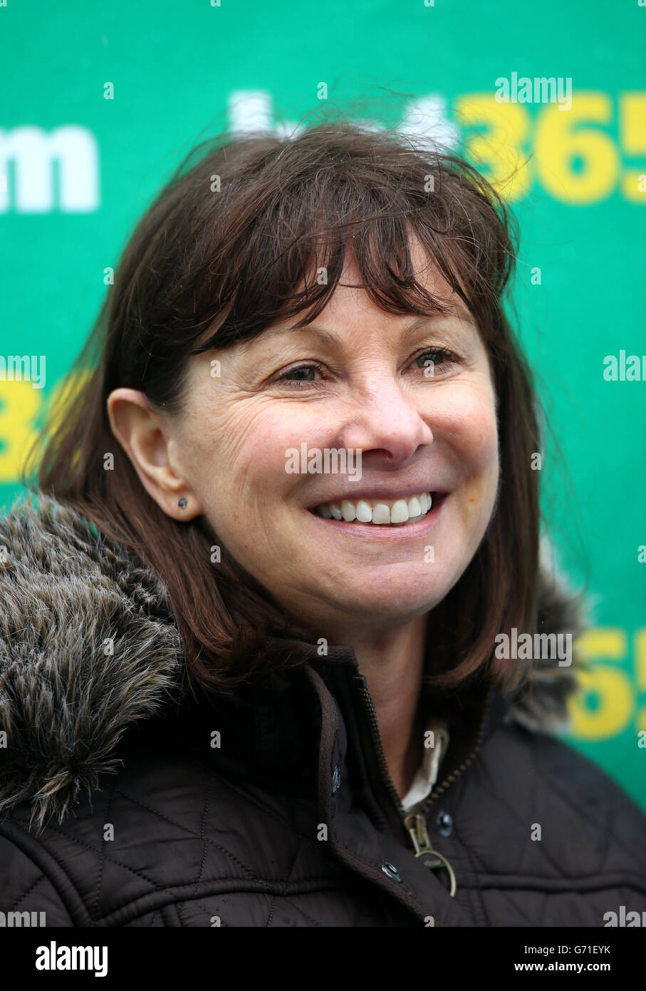Lady cecil hi-res stock photography and images - Alamy