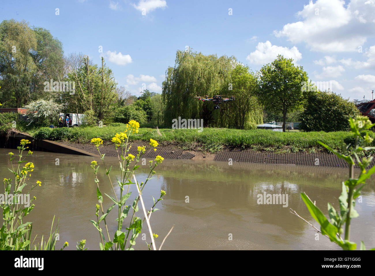 River Mole flood damage check Stock Photo - Alamy